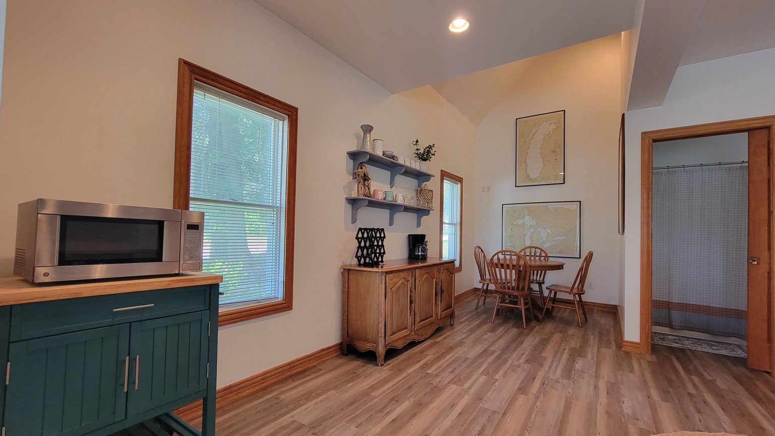 Uncle Dave's Place - MI Lakeshore Rental Management